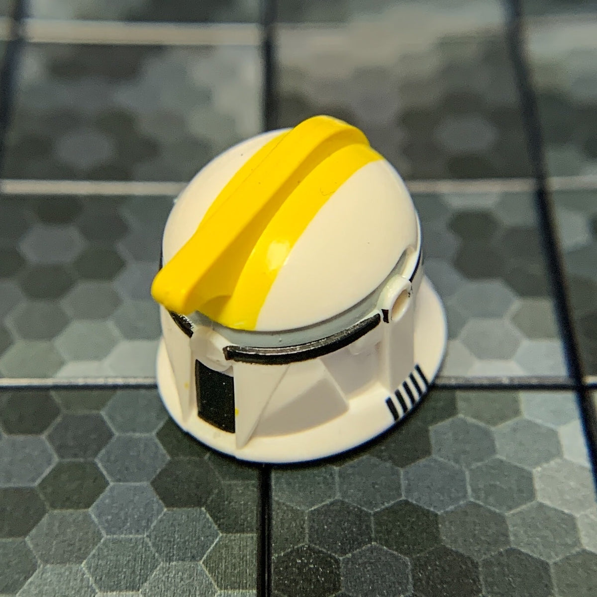 Clone Trooper 327th Helmet (Phase 1, Yellow Markings) for LEGO ...